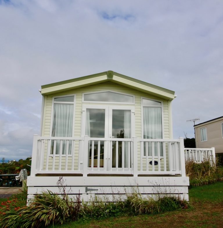 Owning a Static Caravan: The pros and cons - The Travel Hack