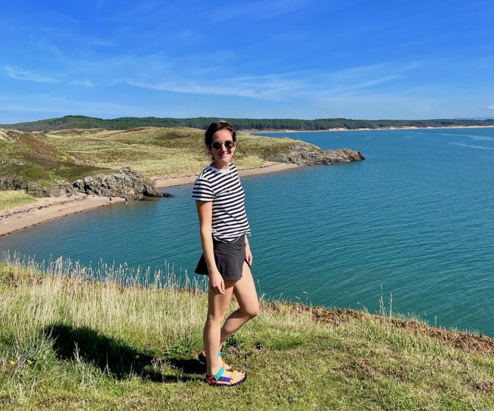 What to wear camping: Women’s camping clothes and camping outfit ideas ...