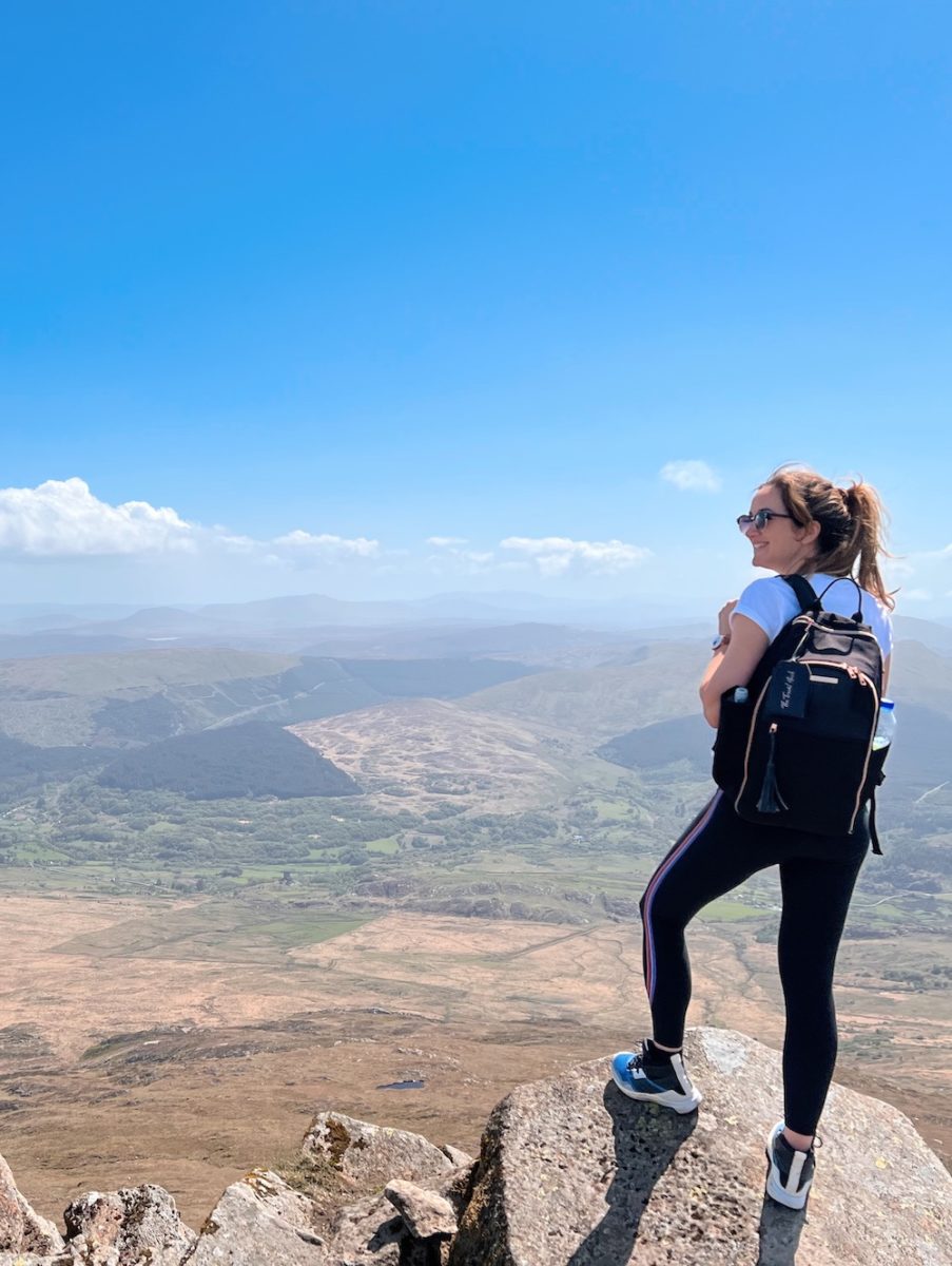 What to wear camping: Women’s camping clothes and camping outfit ideas